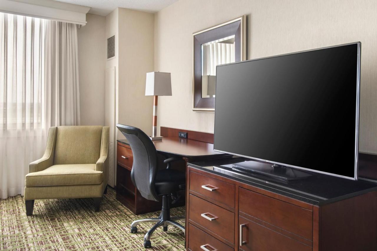 PHILADELPHIA AIRPORT MARRIOTT PHILADELPHIA | LOW RATES, NO HIDDEN FEES